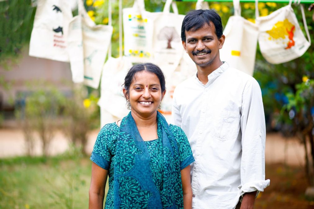 Manjappai: Madurai couple quits Amazon & IBM to make ecofriendly cloth ...