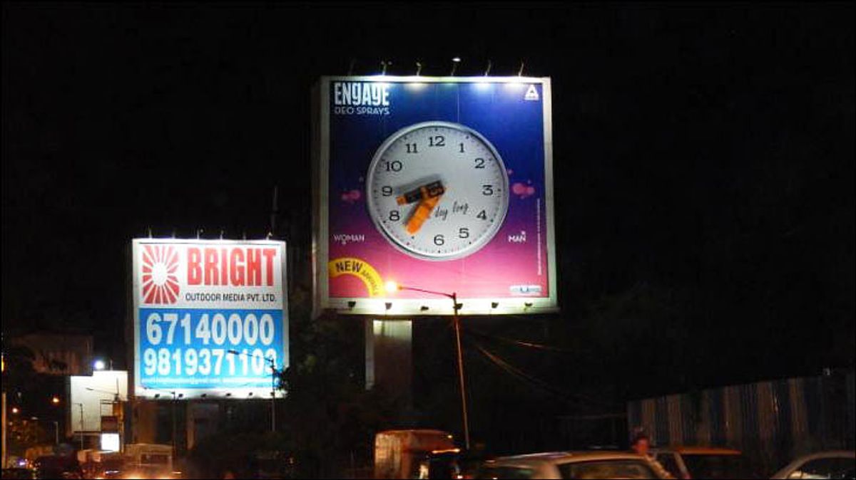 ITC Engages with an outdoor clock