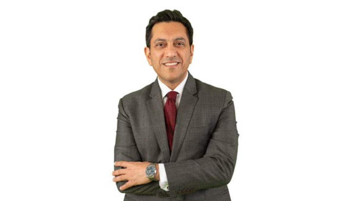 Sumit Madan takes over as MD & CEO of Axis Max Life