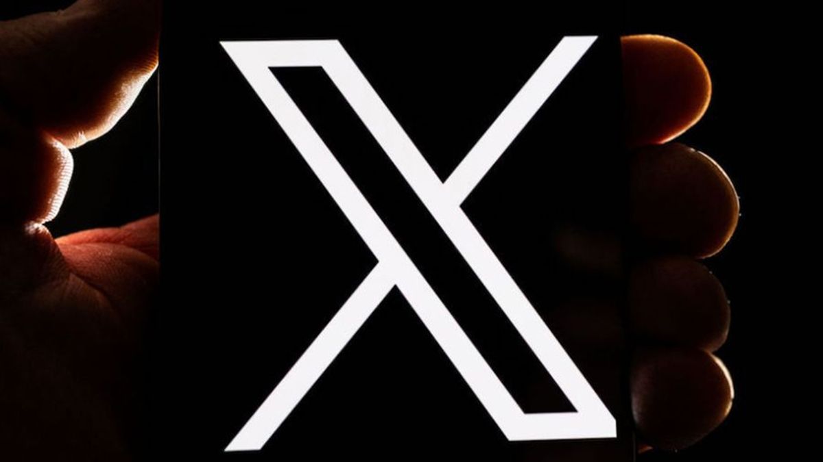 X blocks 8,000 accounts in India under government orders