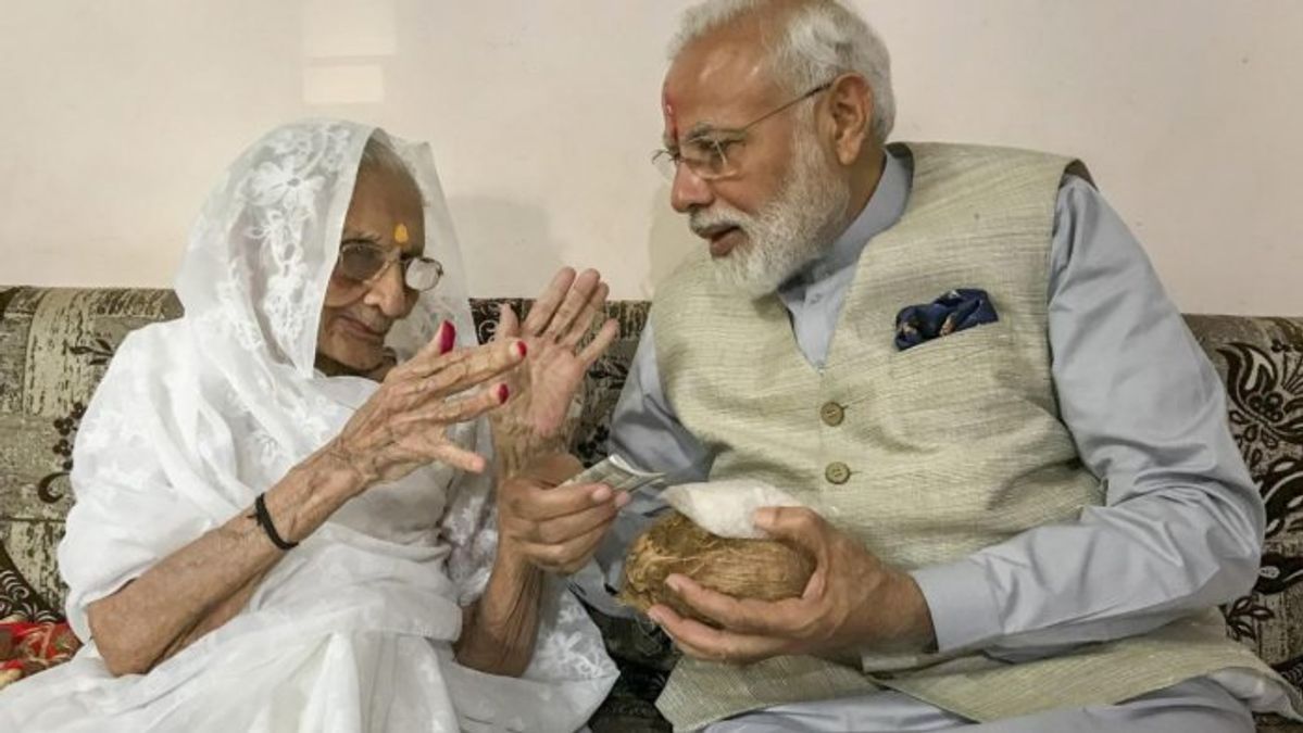 PM Narendra Modi's mother Heeraben passed away at the age of 100