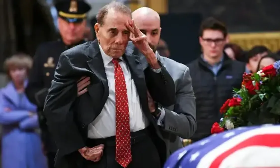 Bob Dole, a military hero and long-serving US senator, has died at the ...
