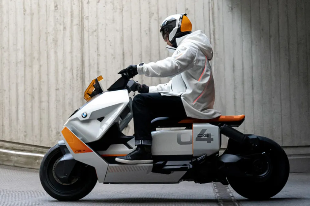 BMW CE 04: BMW electric scooter showcased in India, could launch soon ...