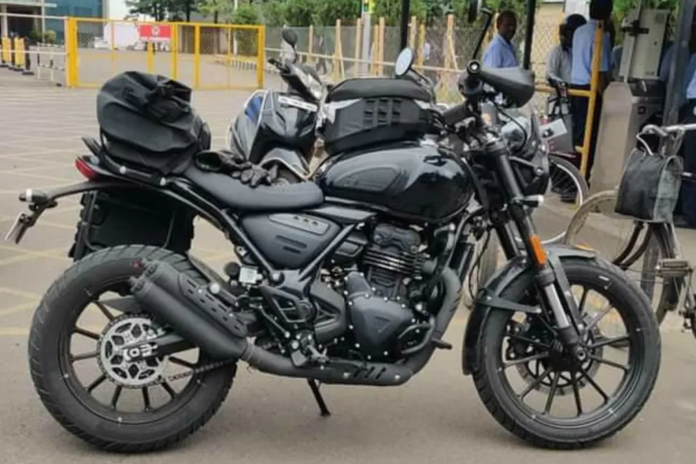 Bajaj Triumph India specific bike spied ahead of the official launch ...