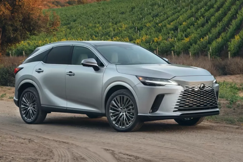 Lexus RX enters the Indian market, will cost THIS much, will be offered ...