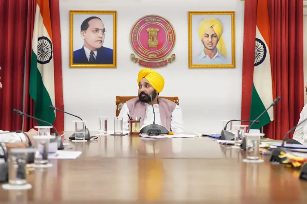 Punjab News: CM to Dedicate 30-Foot Tall Statue of Shaheed Bhagat Singh ...