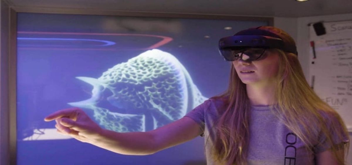 All you need to know about Holoportation with Mesh