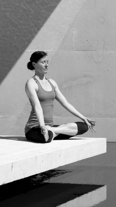 Mindfulness Meditation: Technique, Benefits, And Tips