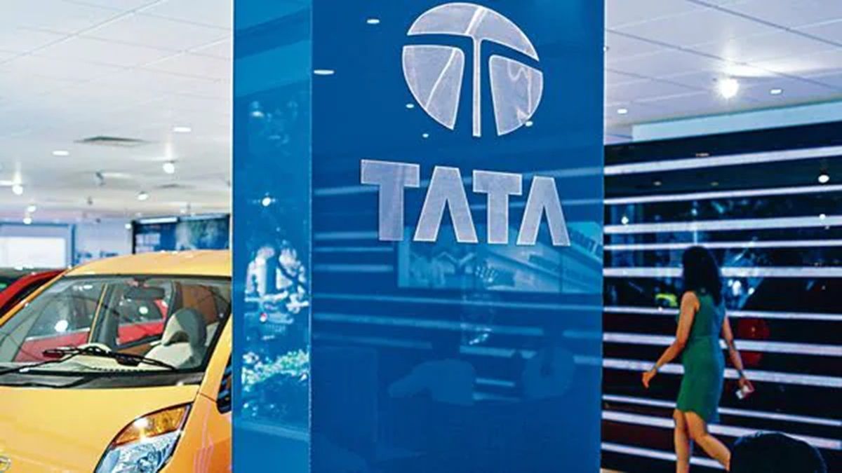 Tata Motors Alert : टाटा मोटर्स में 9% की भारी गिरावट, ब्रोकरेज ने ...