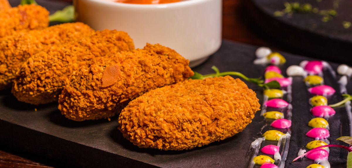 BIGG drinks – SMALL Work stress – The All new Bigg Small Café + Bar is ...