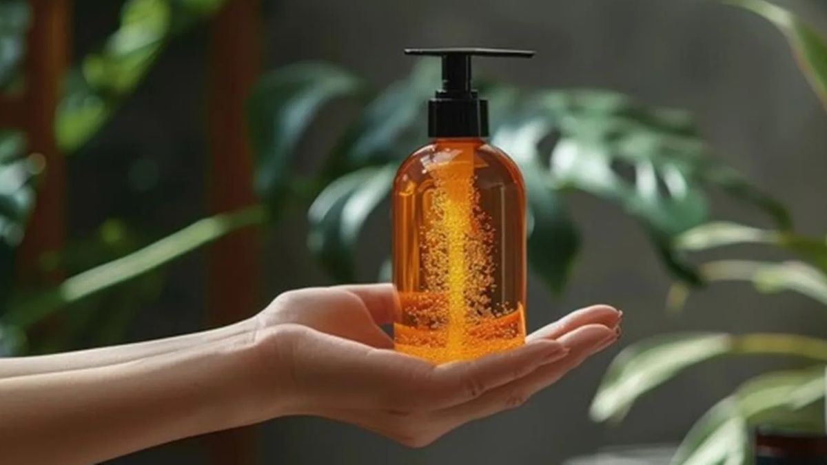 Glycerin Shampoo: গ্লিসারিন দিয়ে বানানো এই শ্যাম্পু বন্ধ করবে চুল পড়া ...