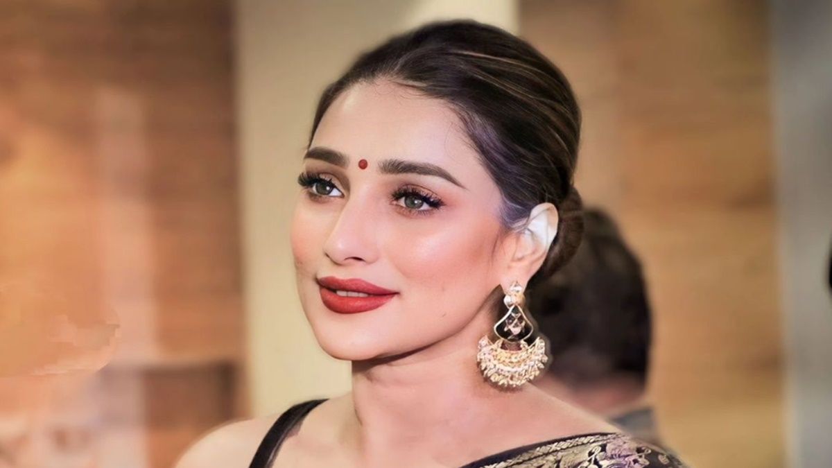 Sayantika Banerjee: 'বিধানসভার অধ্যক্ষের কাছে শপথ নিতে চাই', রাজ্যপালকে চিঠি সায়ন্তিকার