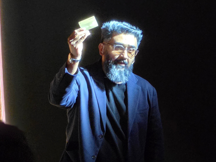 CRED launches invite-only 18-karat gold credit card with IndusInd Bank ...