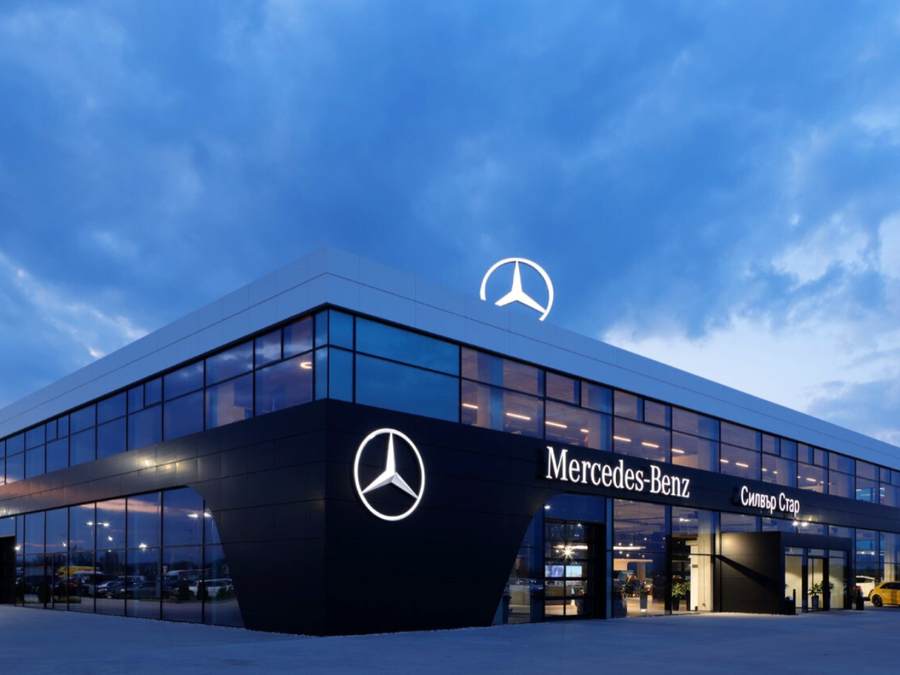 Luxury car maker Mercedes-Benz to invest Rs 3,000 crore in Maharashtra ...