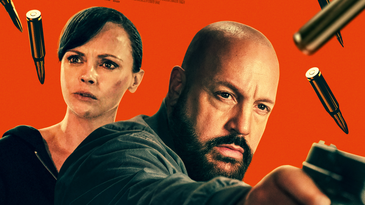 Kevin James and Christina Ricci Star as Married Duo in Explosive 'Guns ...