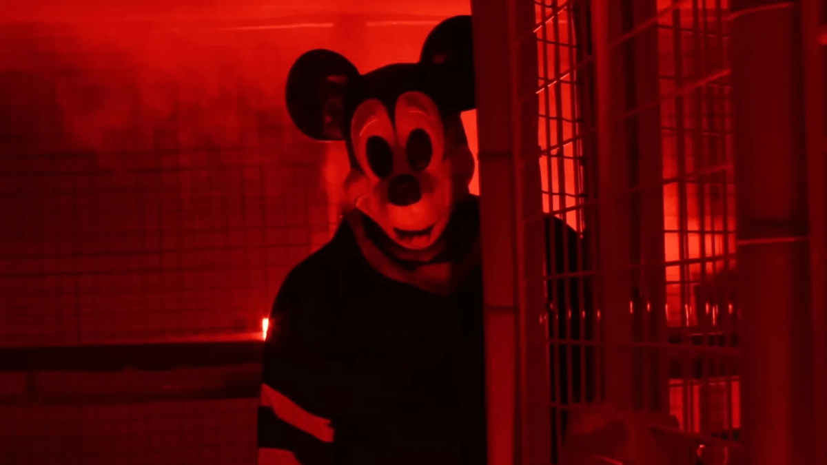 Now in Public Domain, 'Mickey Mouse' Gets a Slasher Film