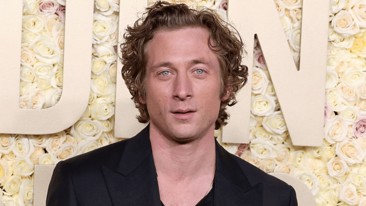 Jeremy Allen White Admits He's "Humbled All the Time by My Life" Amid ...