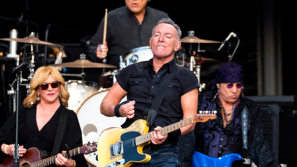 Bruce Springsteen Makes Epic Comeback at Sea.Hear.Now Festival