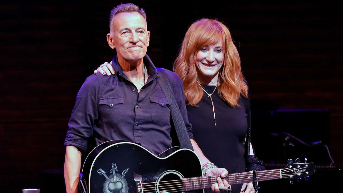 Bruce Springsteen Reveals He and His Wife Shielded Their Kids From Fame ...