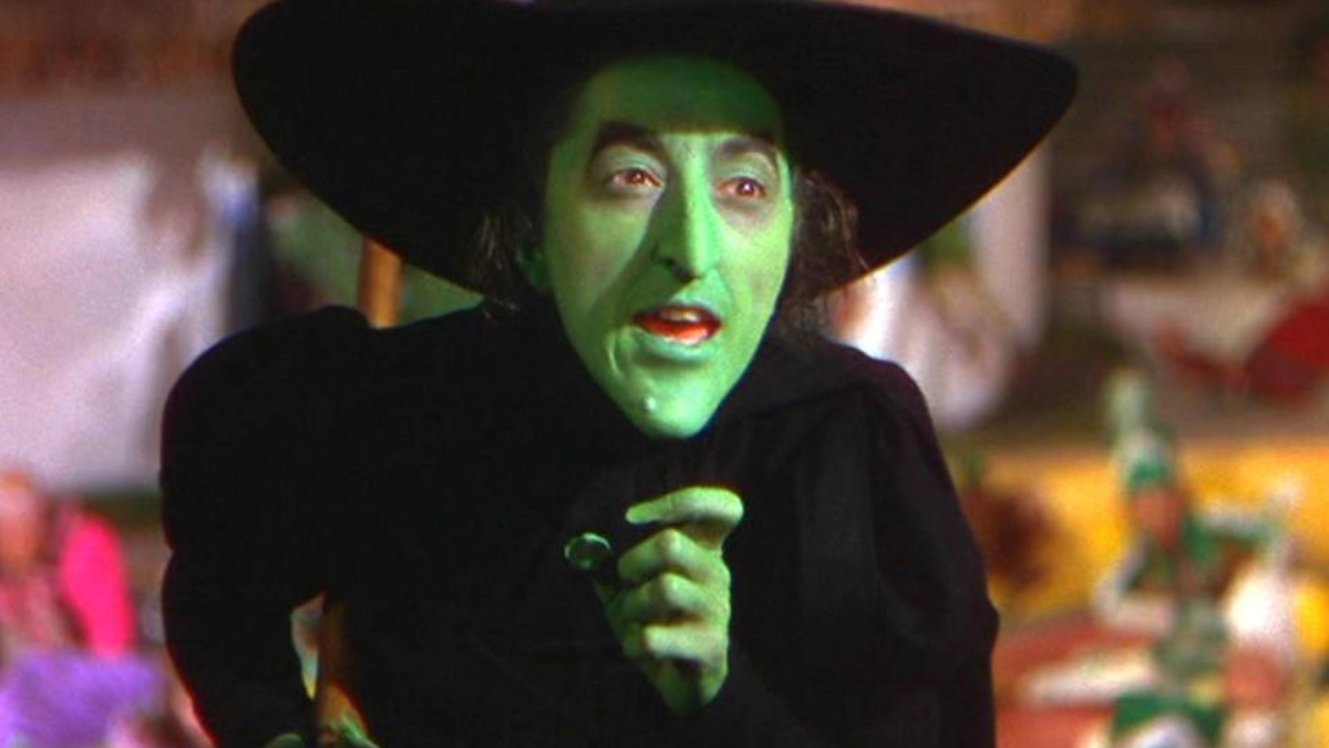 Margaret Hamilton Injured in Terrible Accident on Set of Original ...