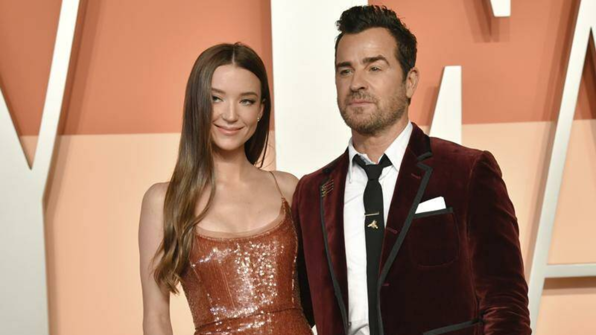Justin Theroux and Nicole Brydon Bloom Tie the Knot in Romantic Wedding ...