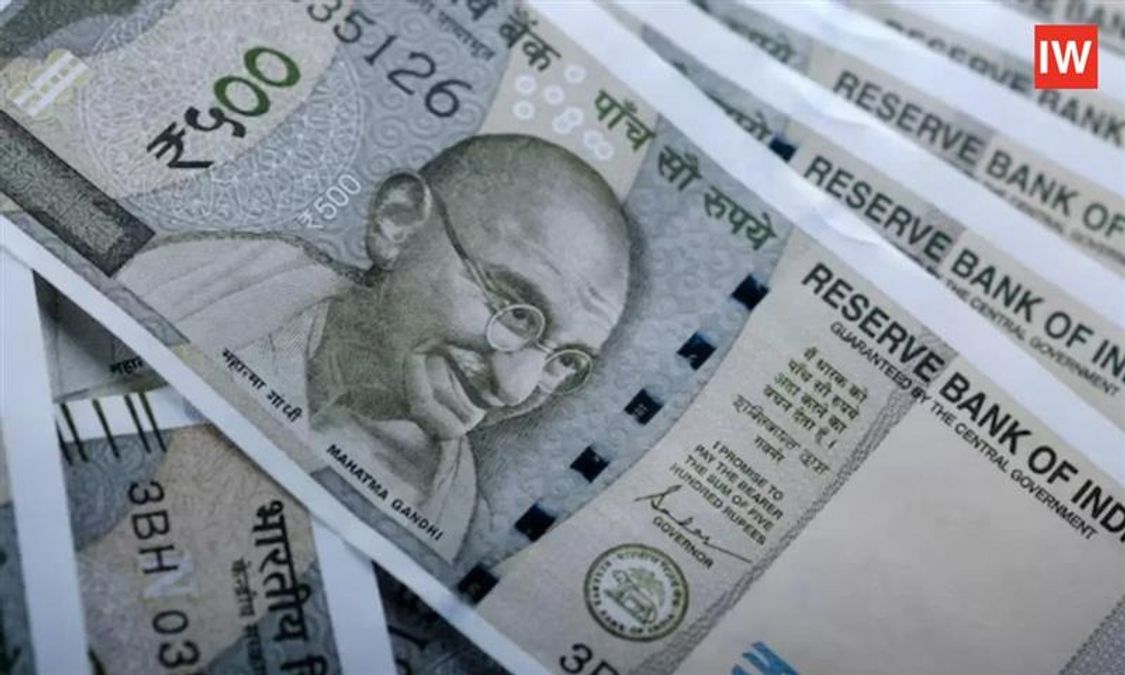 Rupee Hits All-Time Low to Record 90.56 as Import Dollar Demand and Trade Uncertainty Rise