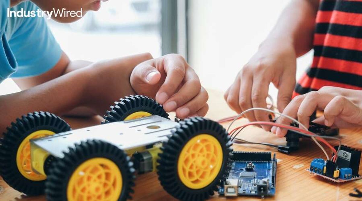 Free Robotics Summer Camp for Students to Explore this Season