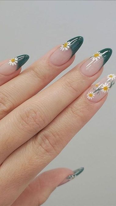 Give Your Nails a Desi Makeover: Nail Art Ideas for Hariyali Teej and ...