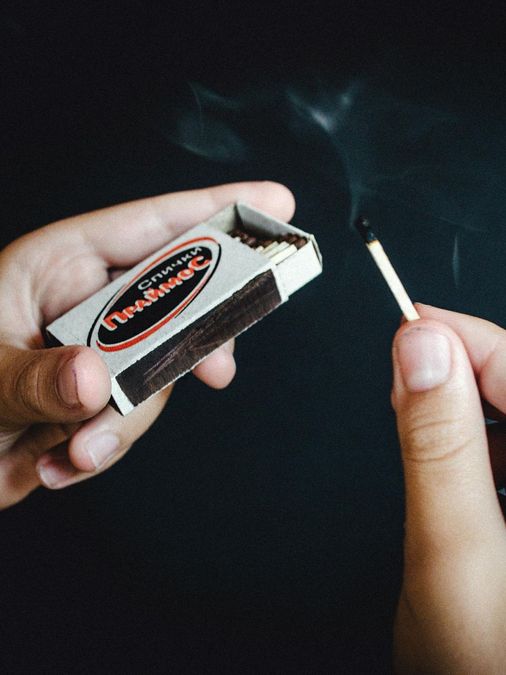 Shri Radha Raman Temple of Vrindavan Fire Lit 500 Years Ago Is Still ...