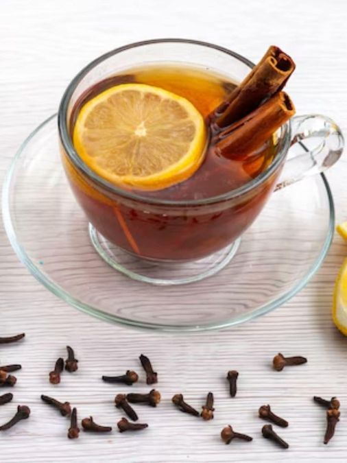 Lemon Clove Water for Body Detox