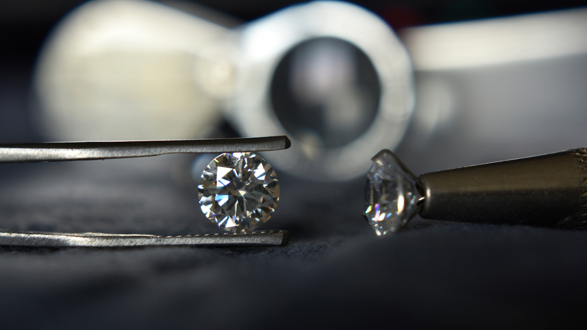 Craftier Shares a 101 Guide on How to Start a Lab-Grown Diamond Business