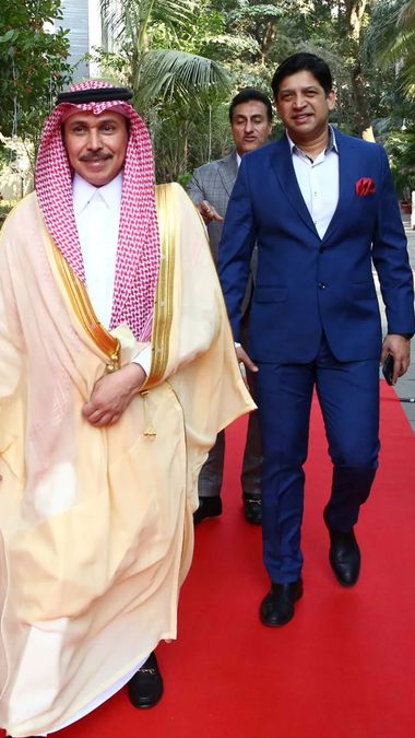 Saudi Film Nights इवेंट में अरब अभिनेत्री Randh Algosaibi का उत्साहवर्धन