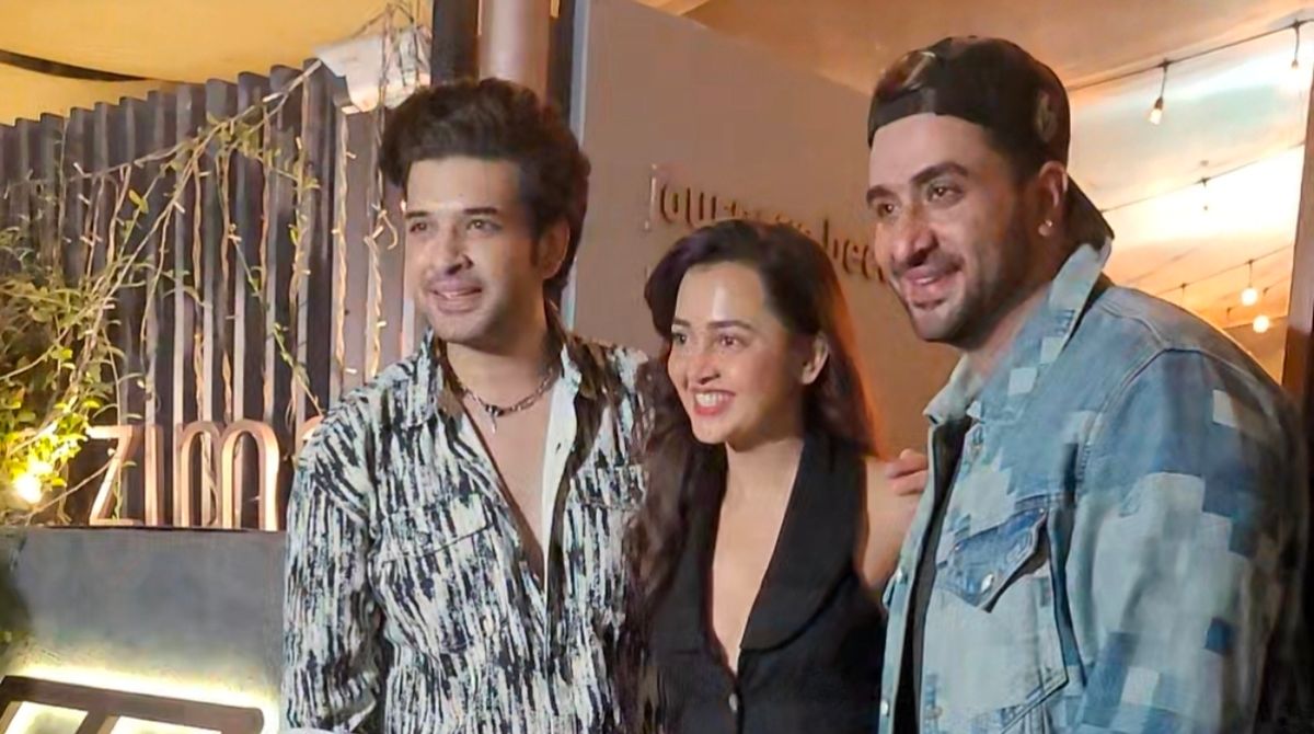 Tejasswi Prakash, Karan Kundrra & Aly Goni attend a birthday party; Video