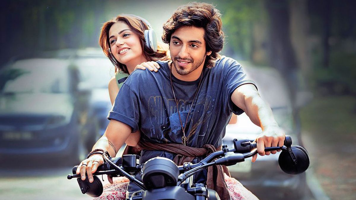 Saiyaara Public Review: Ahaan Panday, Aneet Padda