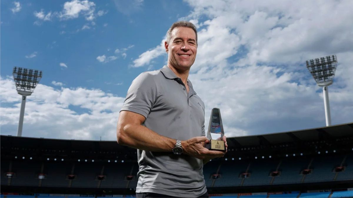 Mr Dependable Michael Bevan inducted to Cricket Australia''s Hall of Fame