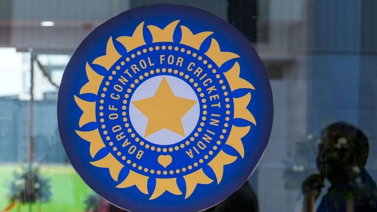 BCCI invites applications for 2 men's selectors and 4 women's selection ...
