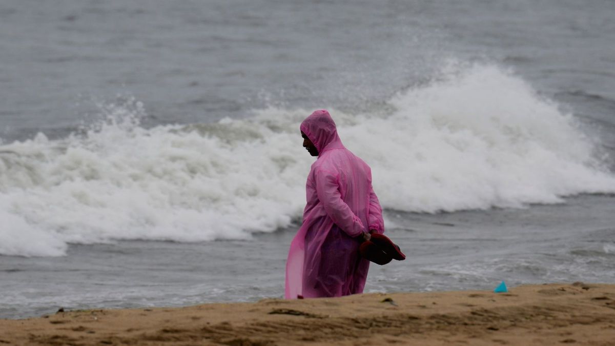 Heavy rain predicted for Tamil Nadu's Tiruvarur and Nagapattinam districts