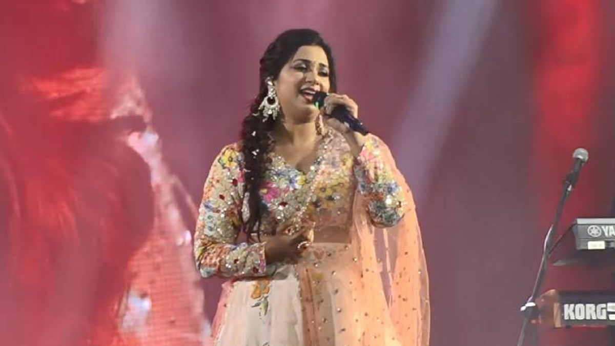 Mysore Dasara 2024: ಯುವ ದಸರಾದಲ್ಲಿ ಗಾಯಕಿ ಶ್ರೇಯಾ ಘೋಷಾಲ್ ಕಮಾಲ್