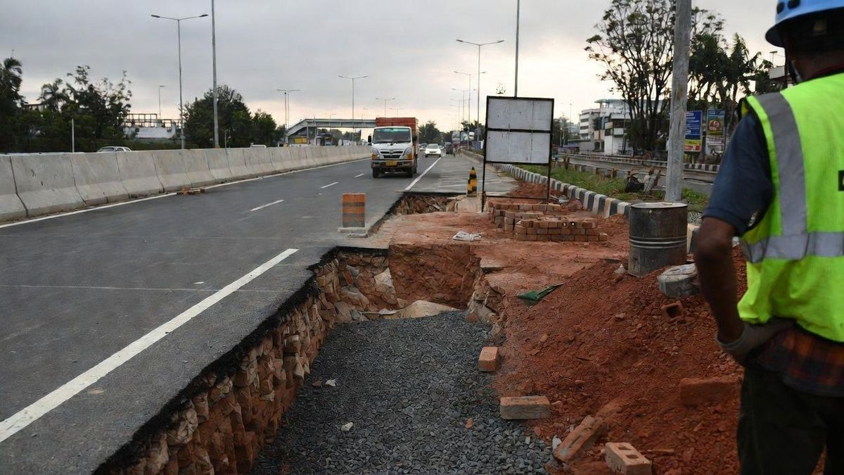 Road works trigger traffic chaos; North and West Bengaluru face two ...