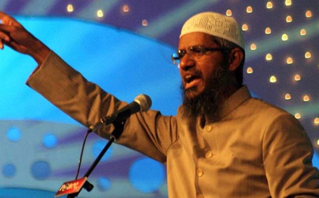 Zakir Naik seeks logical answers to charges levelled against him, asks ...