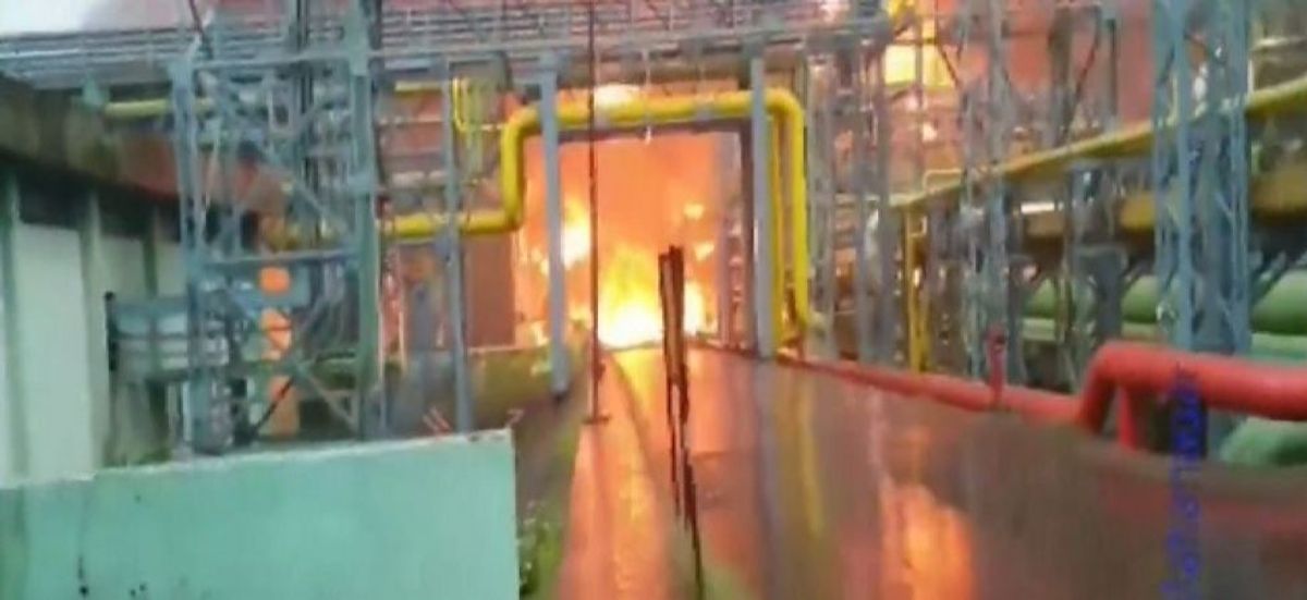 ONGC Fire: 7 Dead, Gas Diverted To Gujarat's Hazira Plant from Uran