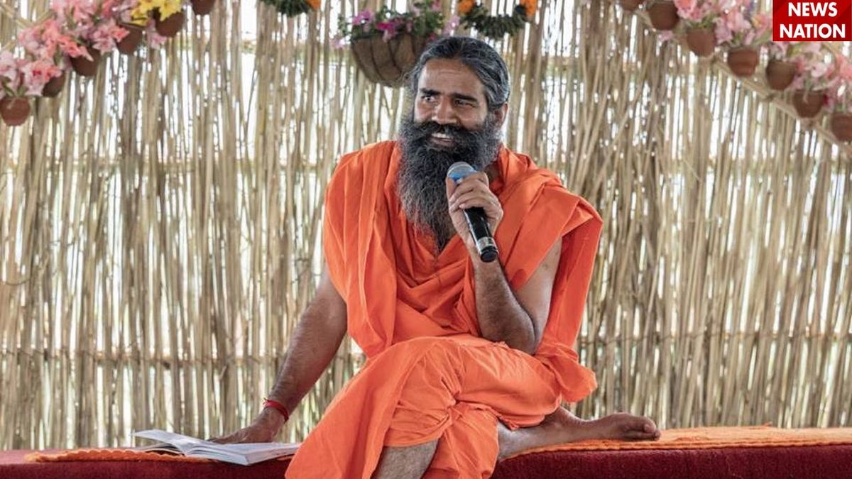 Baba Ramdev Tips: कब्ज और आंत की गंदगी साफ करने के लिए अपनाएं बाबा रामदेव के ये नुस्खे