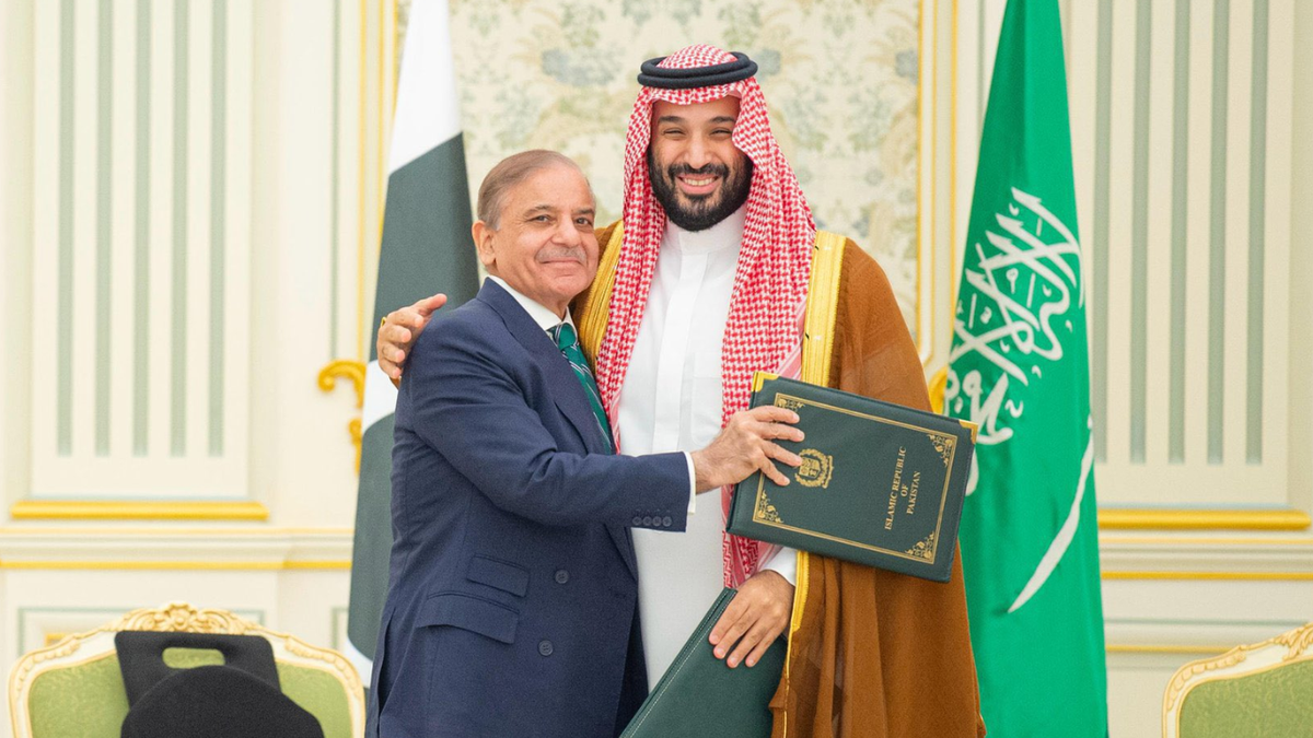 Pakistan-Saudi Defence Deal: पाकिस्तान-सऊदी अरब के बीच हुआ रक्षा समझौता ...