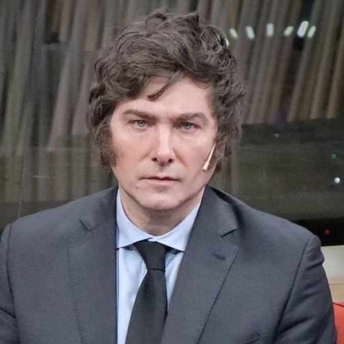 अर्जेंटीना के निर्वाचित राष्ट्रपति ने की सार्वजनिक व्यय समायोजन और ...