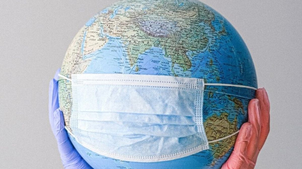 6 International Travellers Test COVID-19 Positive At Delhi Airport ...