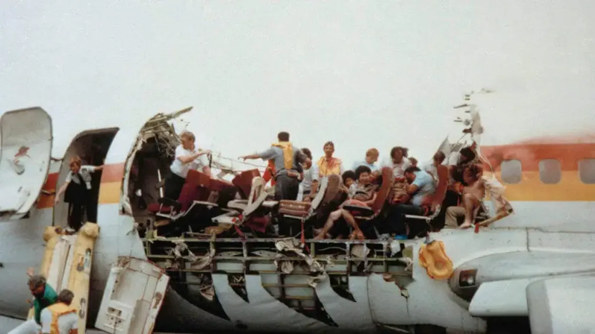 Unforgettable survival: Aloha Airlines Flight 243's miraculous escape