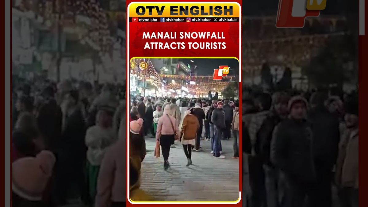 Fresh Snowfall Covers Manali Mountains, Attracting Tourists