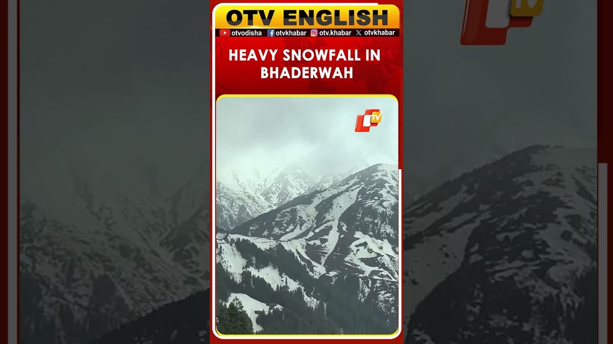 Heavy Snowfall Witnessed In Jammu And Kashmir's Bhaderwah Mountains