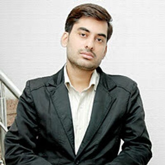 Ashok Pandey—Breaking Down Tech, One Byte at a Time