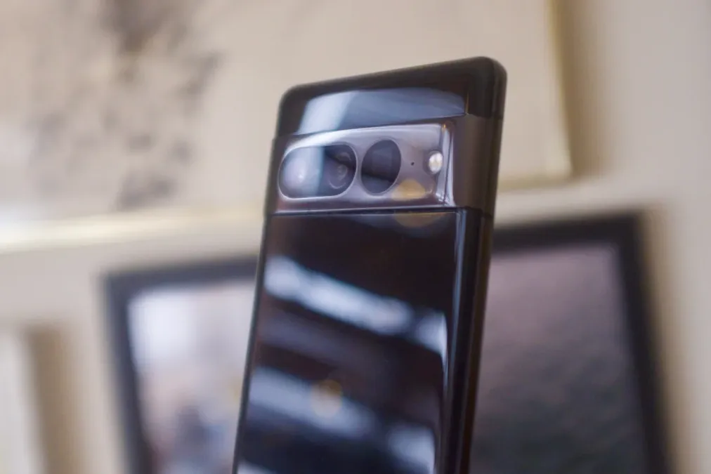 Google Pixel 8a Dummy Unit Surfaces: Teasing a Sleeker Design and the ...